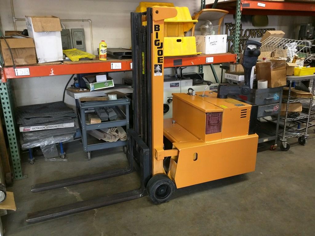 Lot #10: BIG JOE PDCM-20-106 Electric Walk Behind Forklift - WireBids