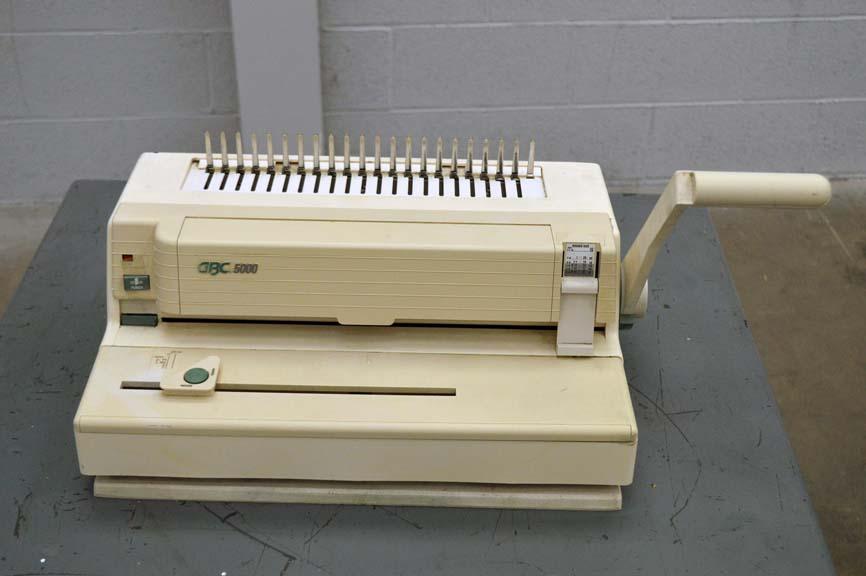 Lot #121: GBC 5000 Combo Binding Machine - WireBids