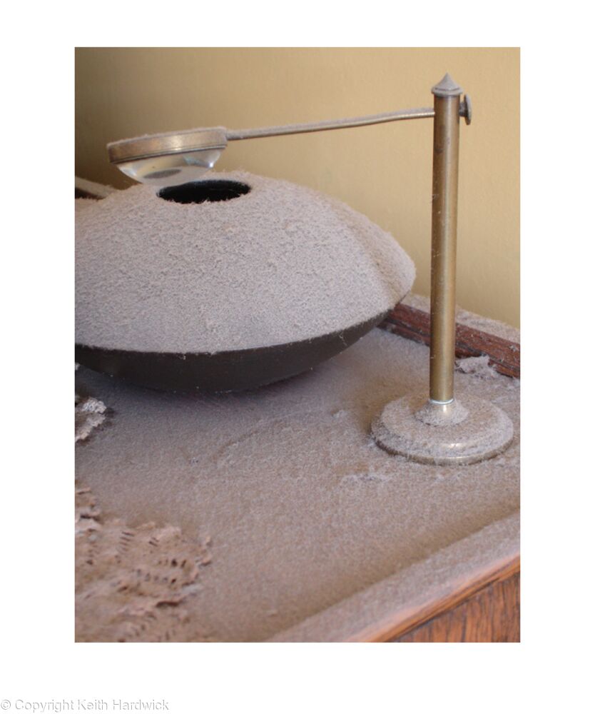 Keith Hardwick, photography, still life, dust, interior