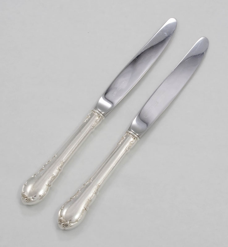 Modern Victorian by Lunt Sterling Silver Pair of 2 Regular Knives ...