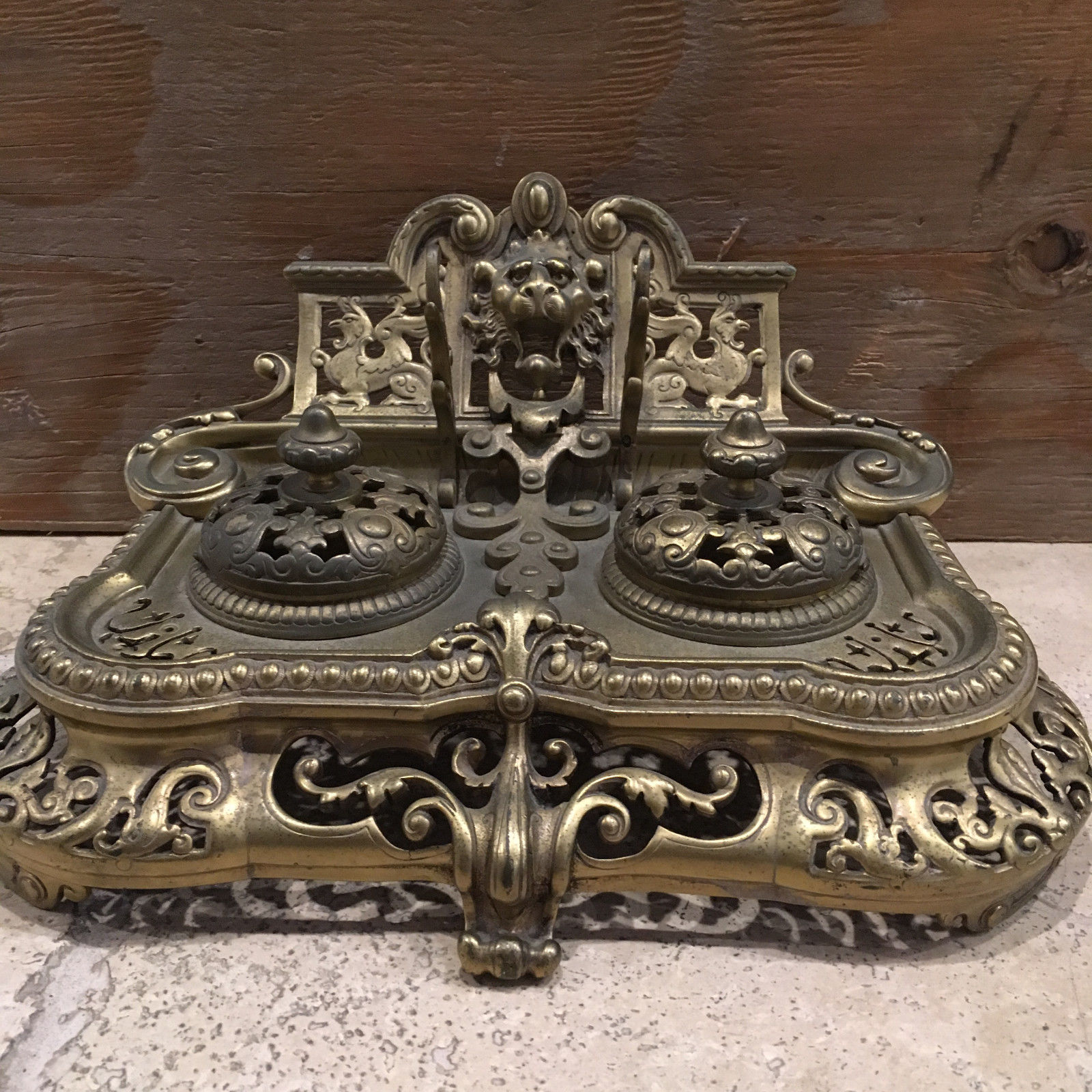 Victorian Brass Inkwell Circa 1870 - 1900 - Tangibleinvestmentsinc.com