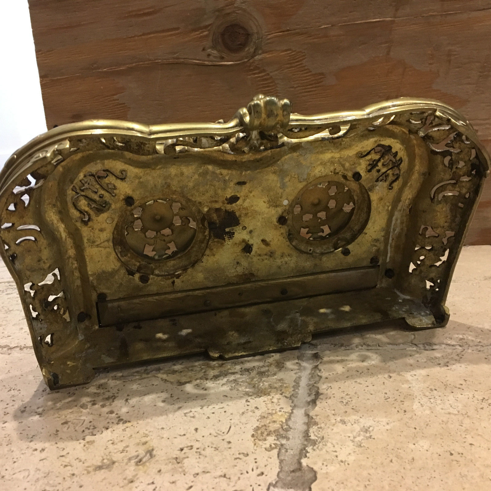 Victorian Brass Inkwell Circa 1870 - 1900 - Tangibleinvestmentsinc.com