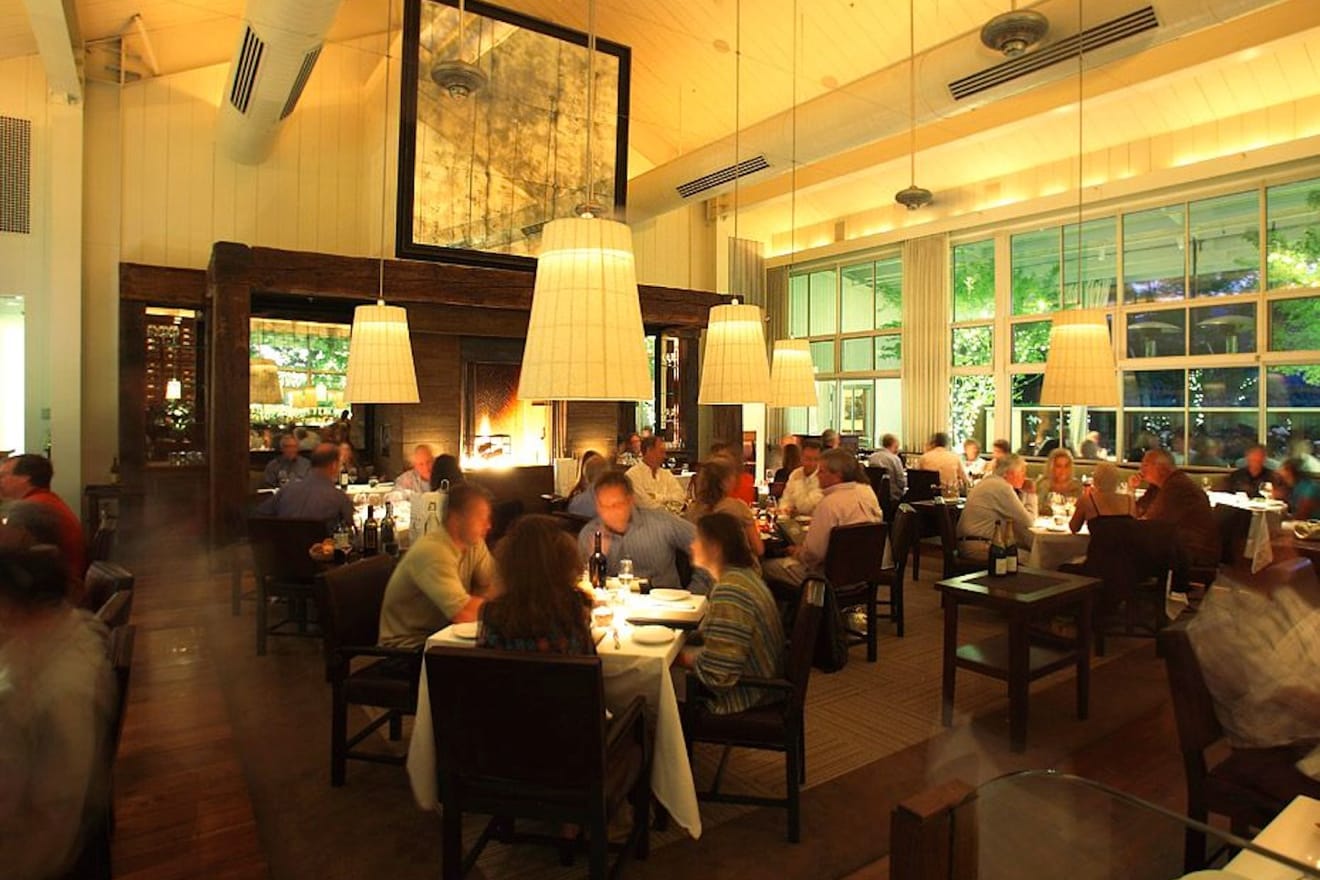 Ultimate Guide to St. Helena - NapaValley.com