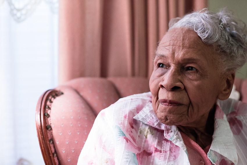 Colin Lenton Delivers Touching Photos for Meals on Wheels