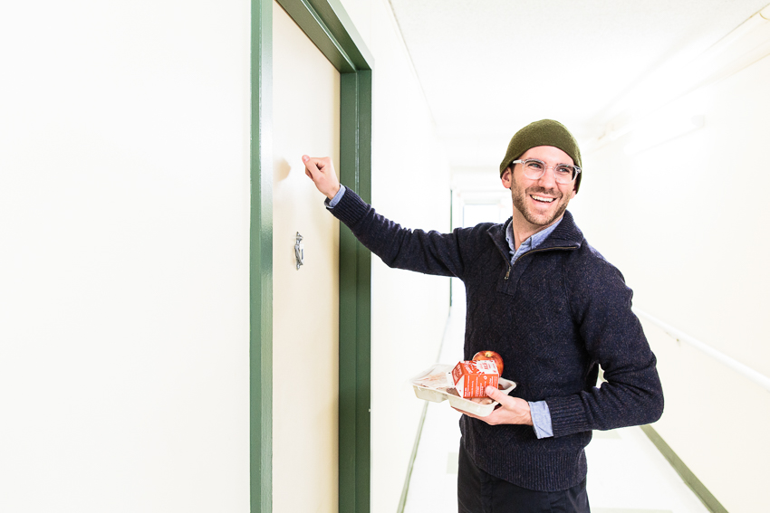 Colin Lenton Delivers Touching Photos for Meals on Wheels