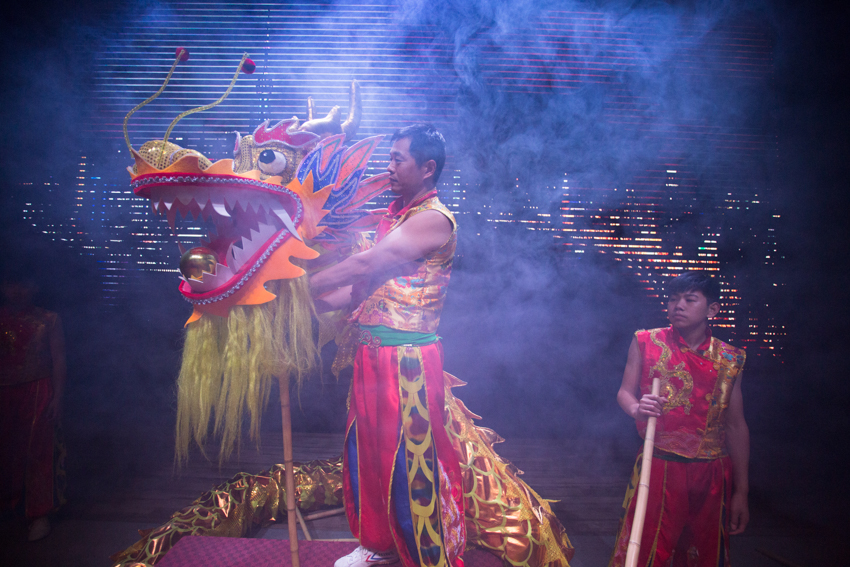 Jonathan Browning: Flying High In Shanghai