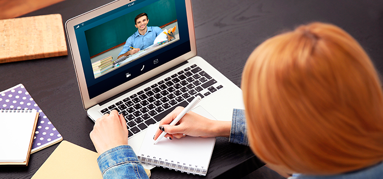 Como dar cursos online em 5 passos e aumentar sua renda