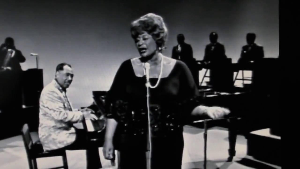Video: Ella Fitzgerald & Duke Ellington - It Don't Mean A Thing - NewsZoom