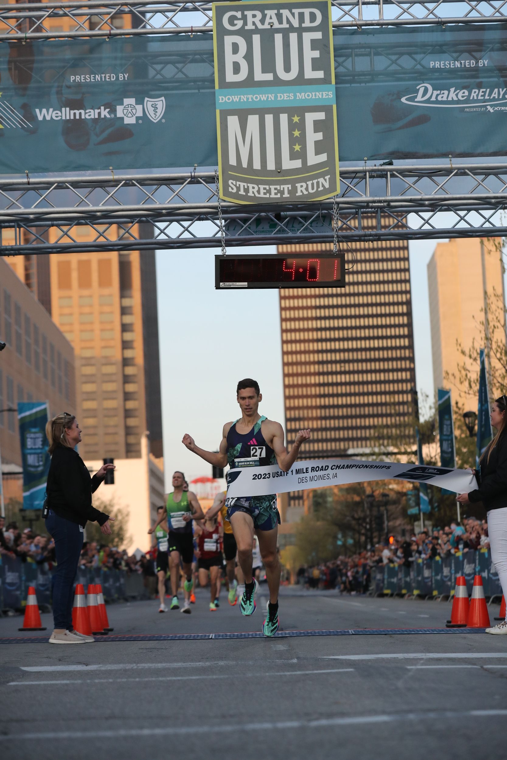 Grand Blue Mile Street Run - EnMotive