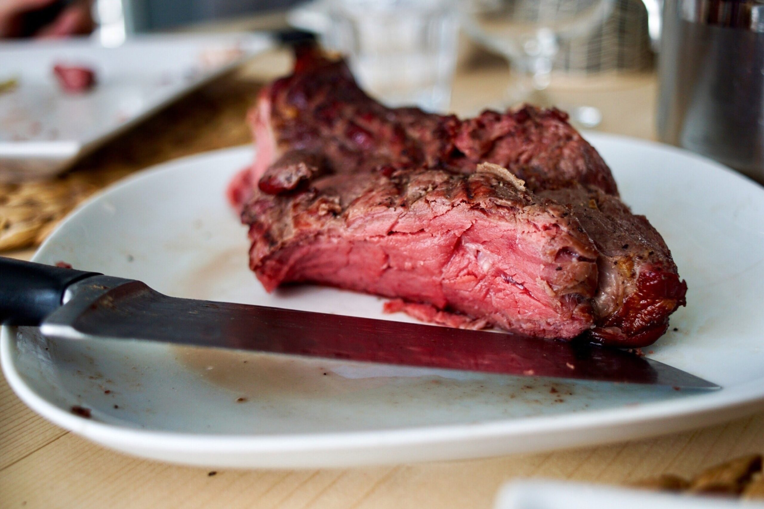 Problems With Red Meat —And Diets That Rely On It - Shortform Books