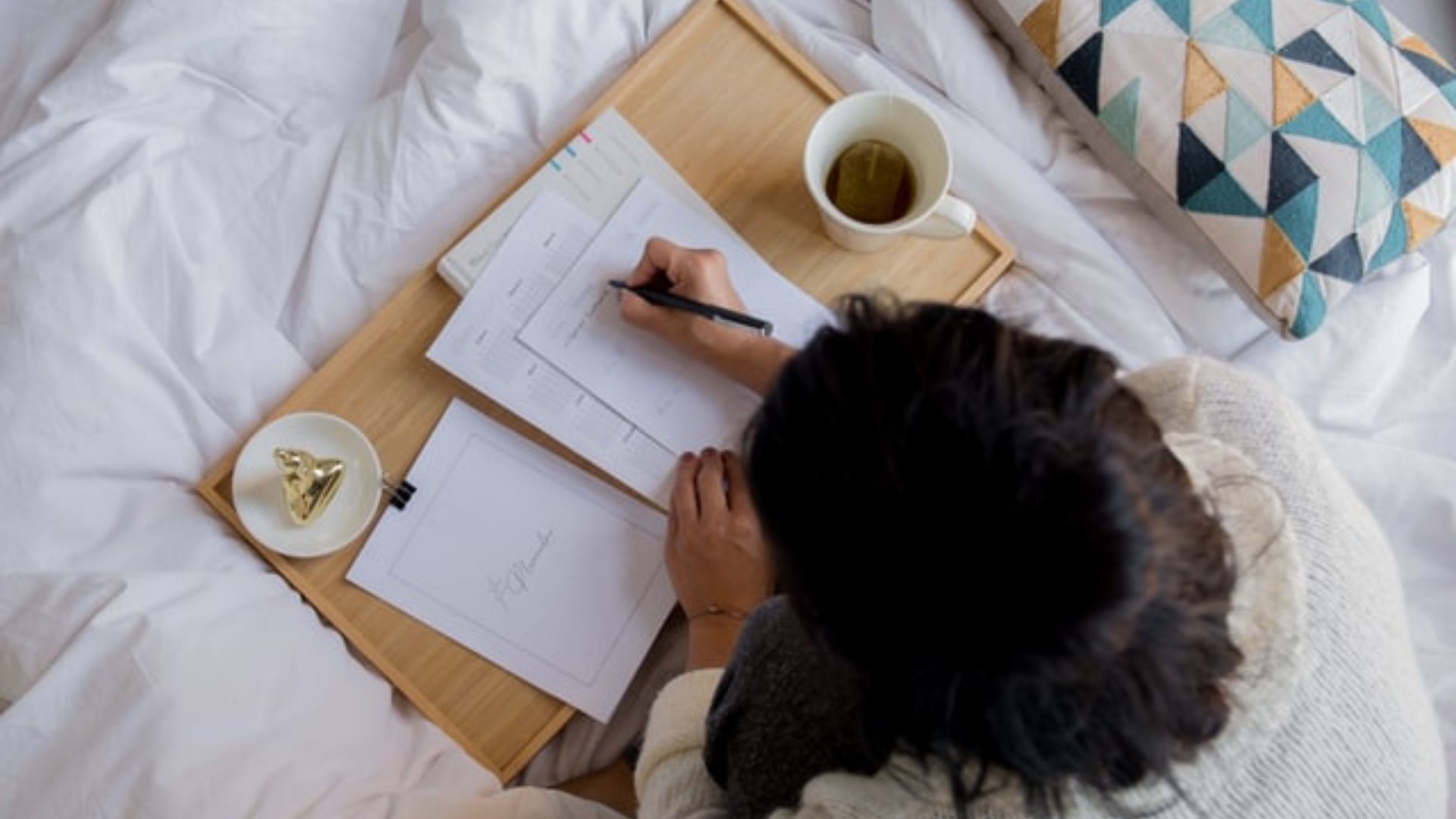 How to Make a Daily Routine for Yourself (and Stick to It!) - Shortform ...