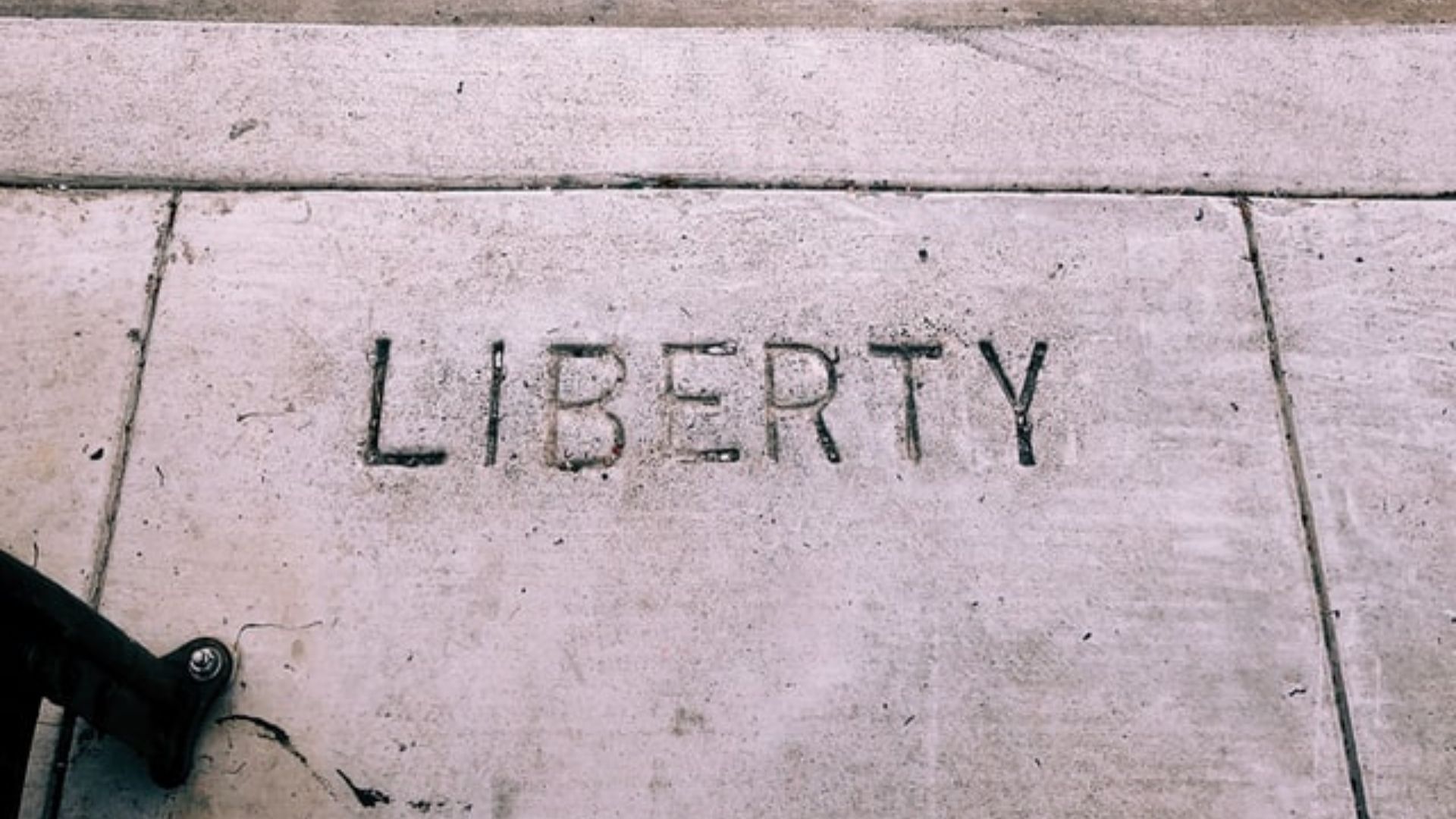 Liberal Humanism in a Nutshell - Shortform Books