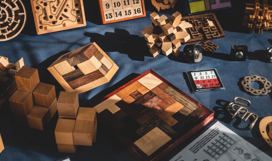 A Theory of Fun: What Are Games? - Shortform Books