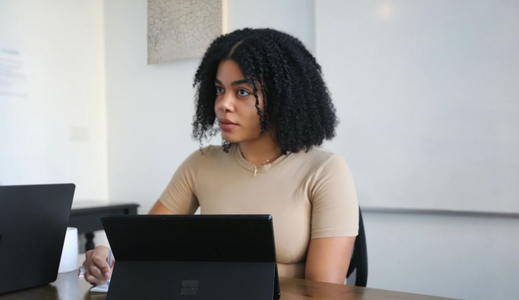 Peter Drucker: Knowledge Workers Make Up the US Workforce - Shortform Books