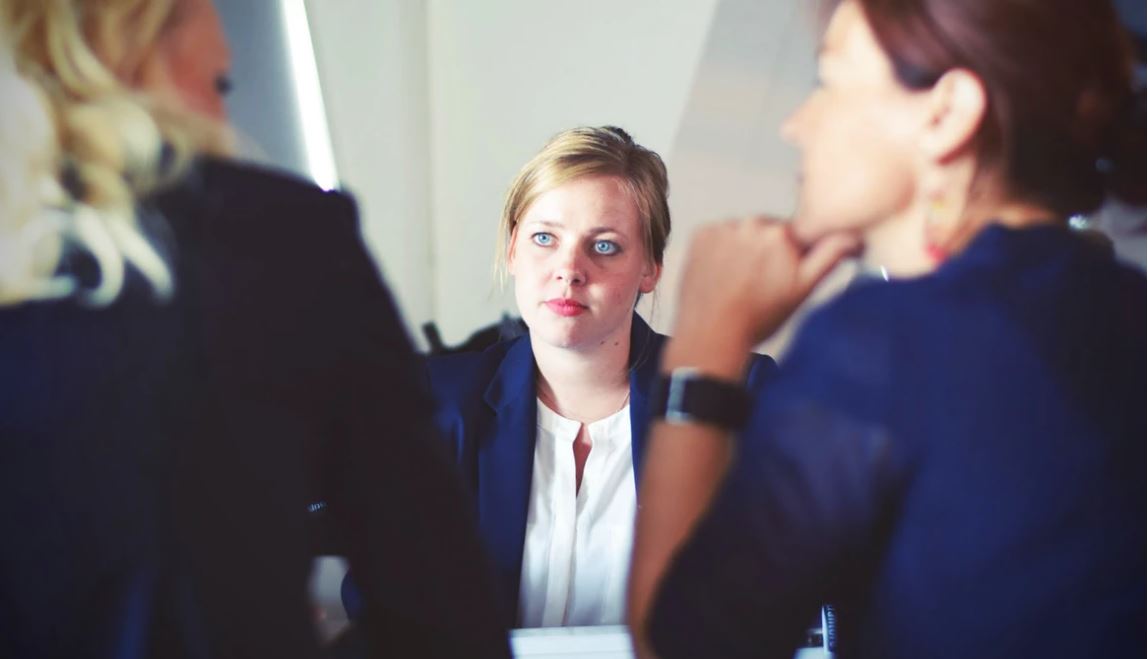 3 Best Practices to Prevent Employee Poaching - Shortform Books