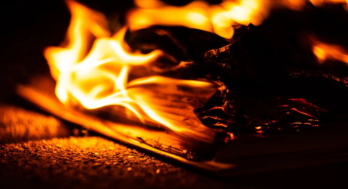 A Brief History of Energy Use: From Fire to Fossil Fuels - Shortform Books