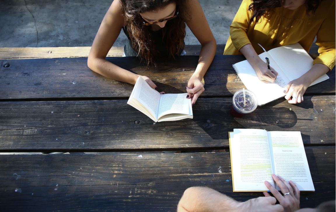 How to Run a Book Club: Tips to Launch, Promote, Lead, & Grow ...