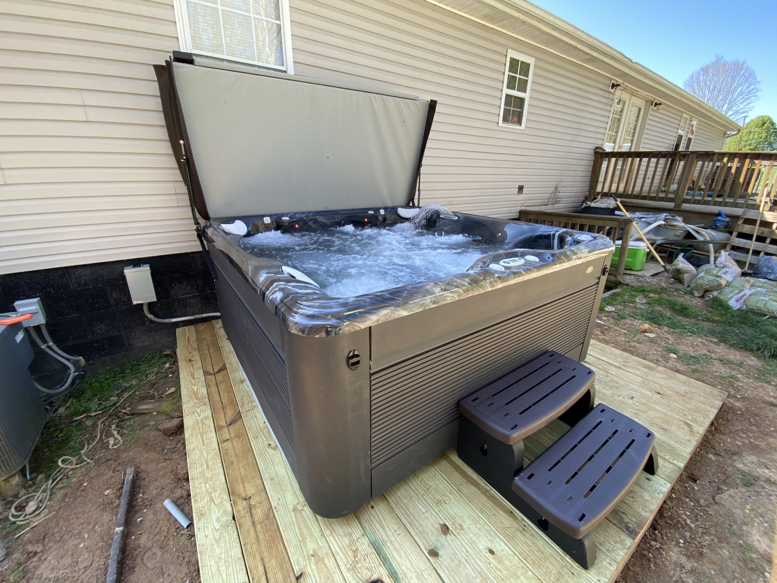 Hot Tub Installs - Southern Pools and Spas