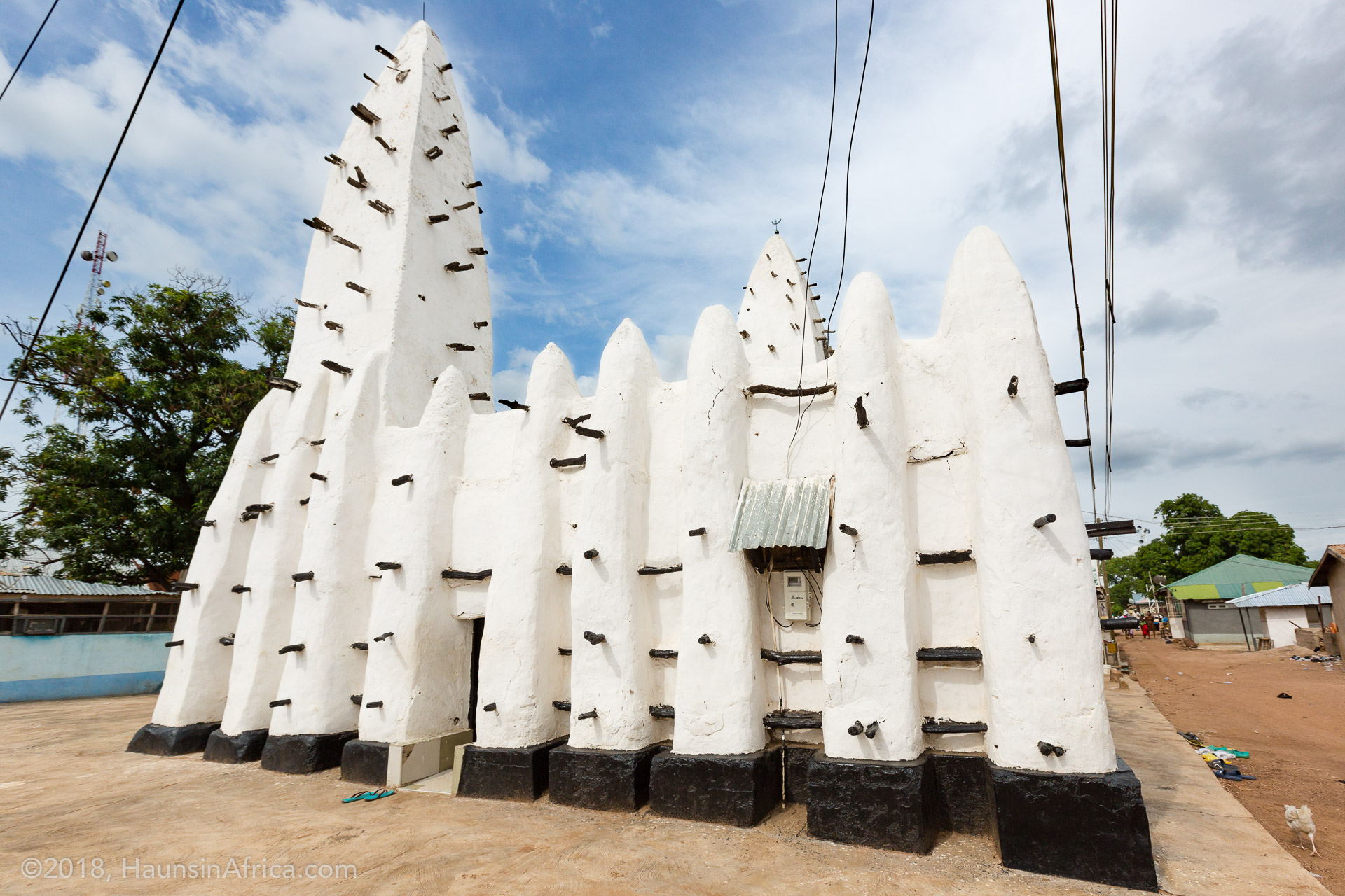 Ghana's Historic Mosques: Banda Nkwanta - The Hauns in Africa