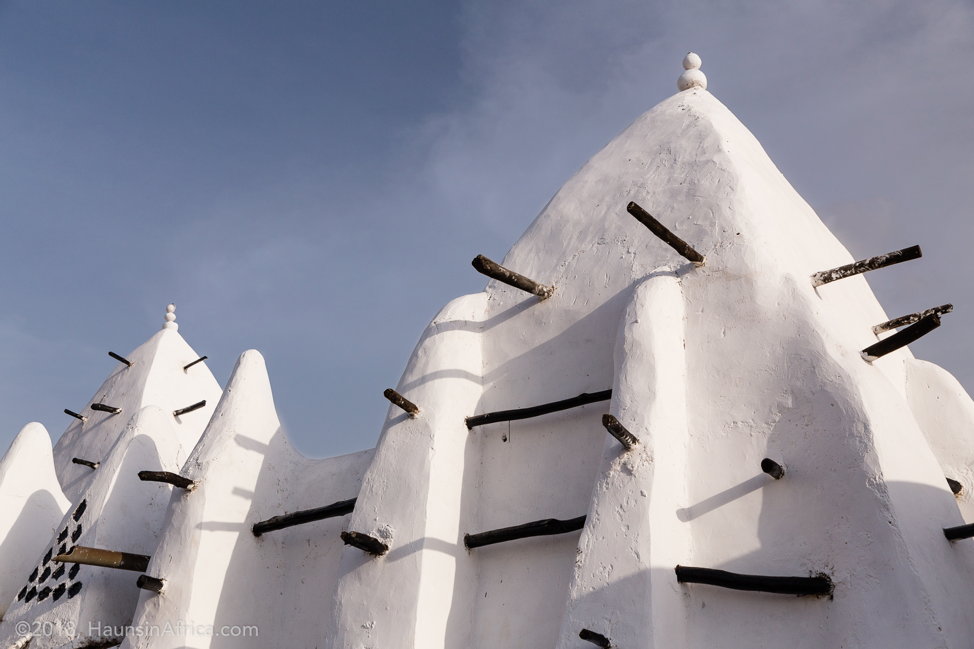 Ghana's Historic Mosques: Larabanga - The Hauns in Africa