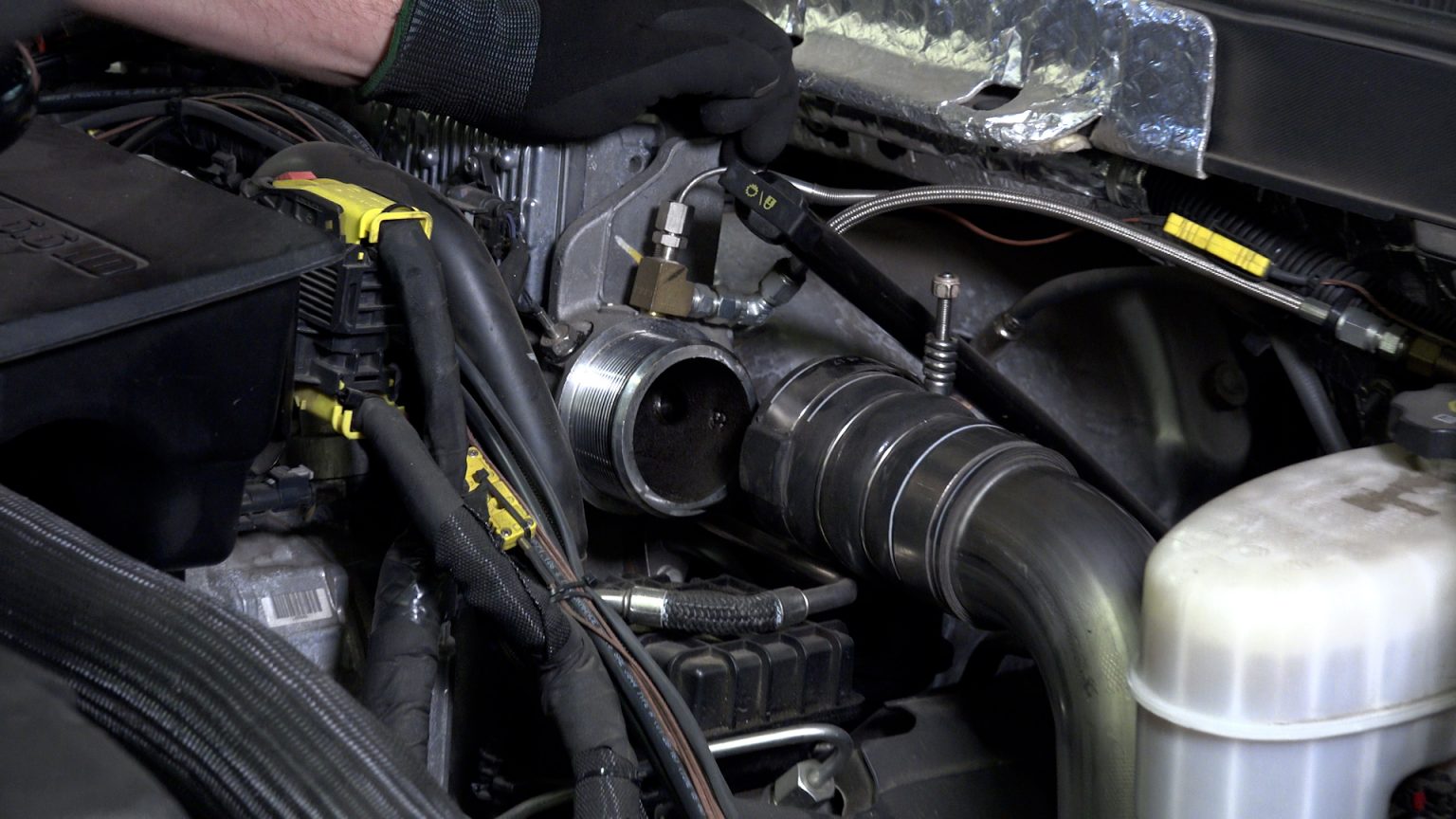 97708 Duramax Oil Cooler Upgrade Kit Owners Manual - Banks Power