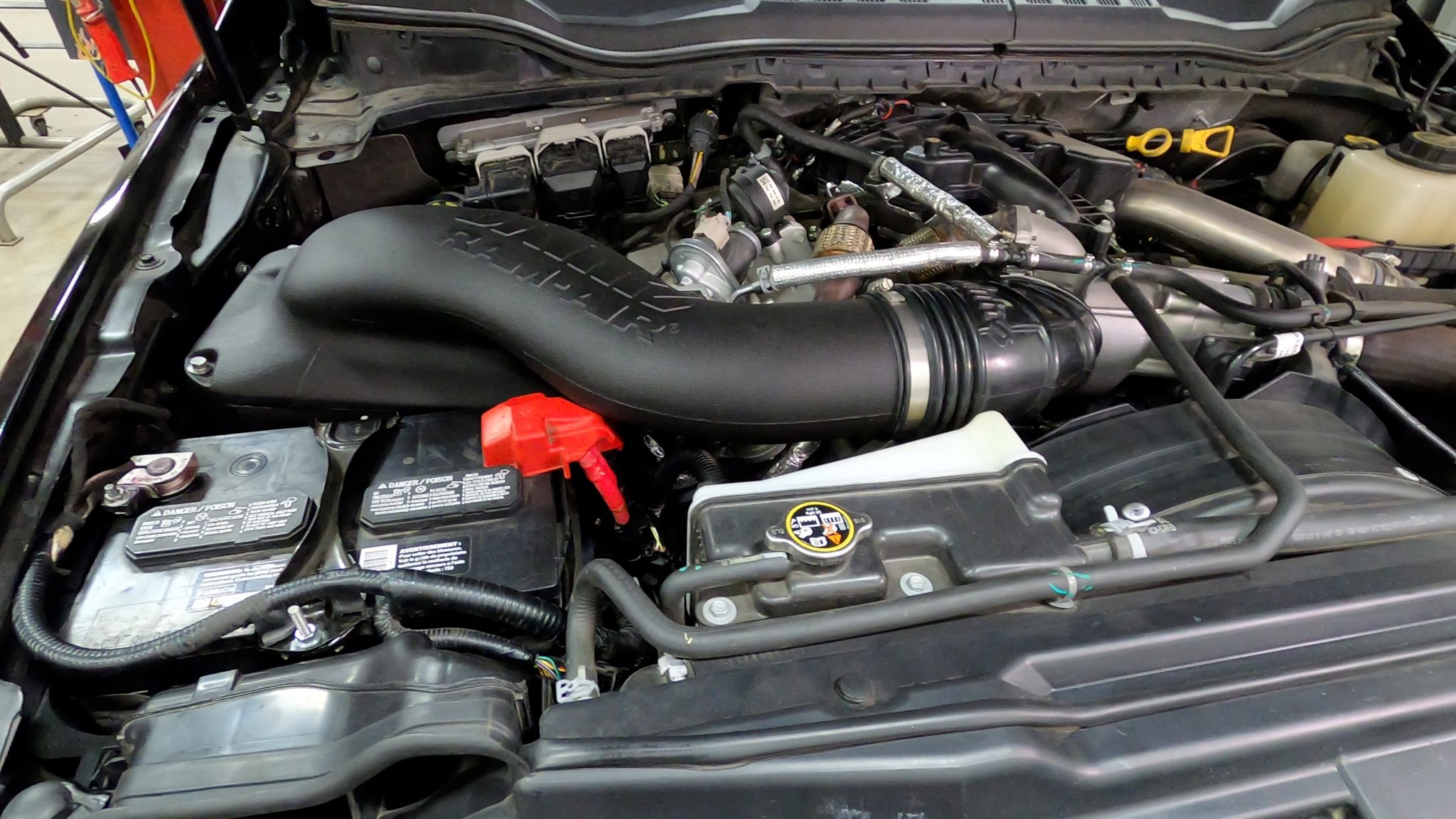 41890 Banks Ram-Air Intake for 2017-2019 Ford F250/F350/F450 6.7L Power ...