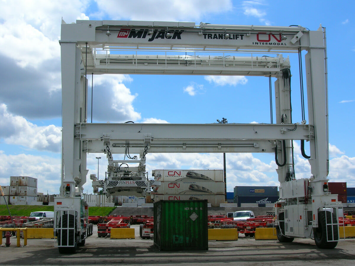 MJ1200R Translift™ RTG Crane - Mi-Jack