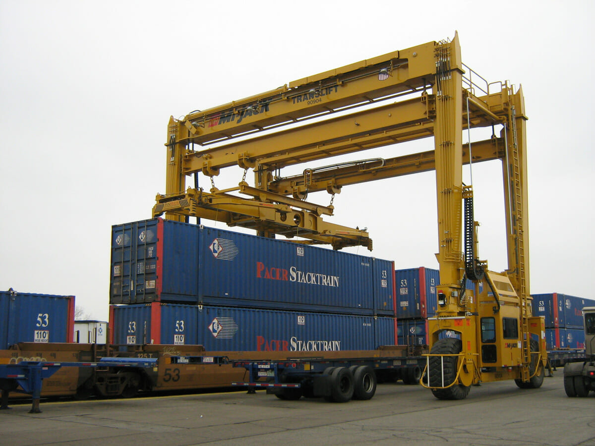 MJ1200R Translift™ RTG Crane - Mi-Jack