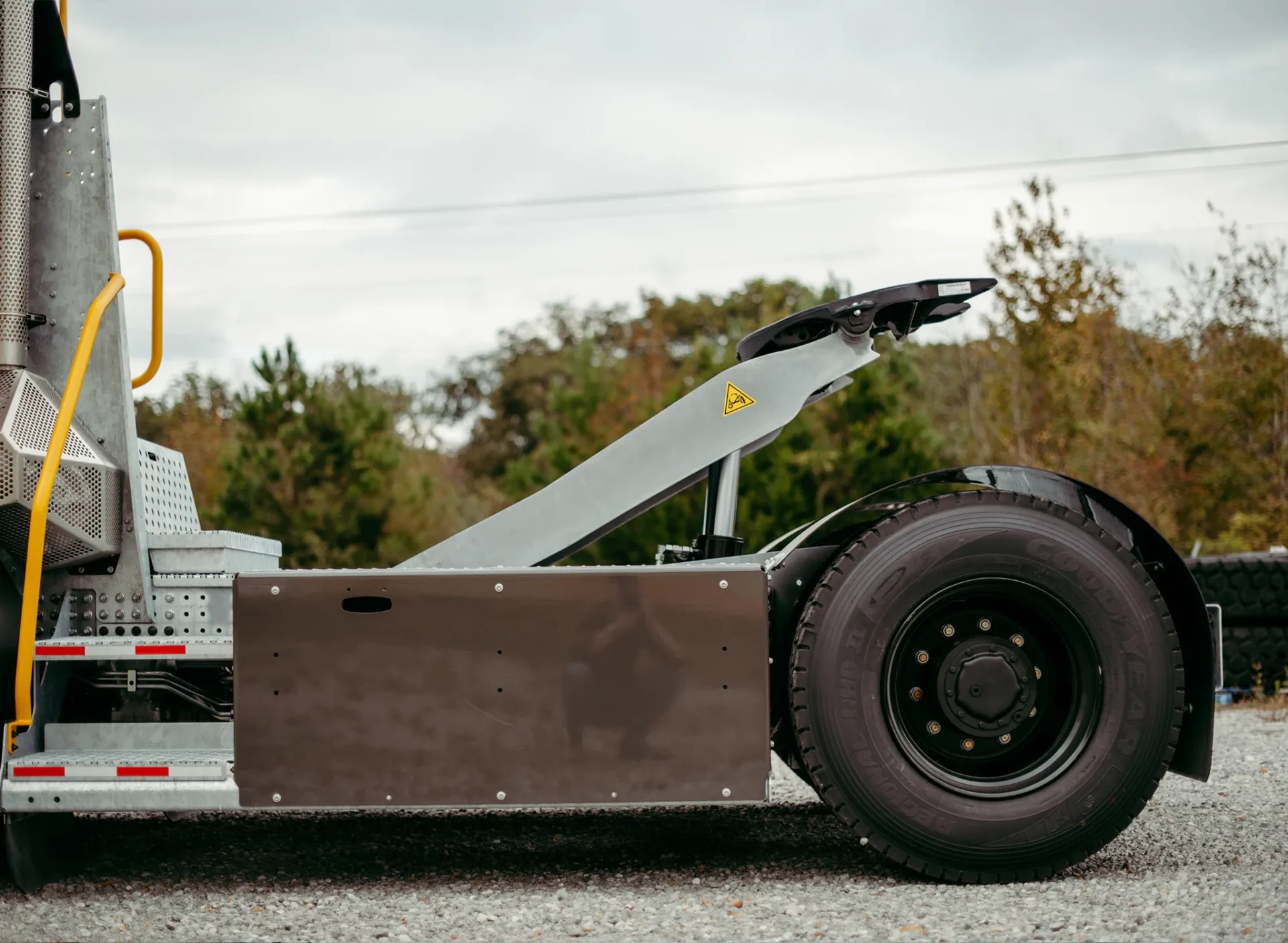 Terberg YT-223 - Mi-Jack