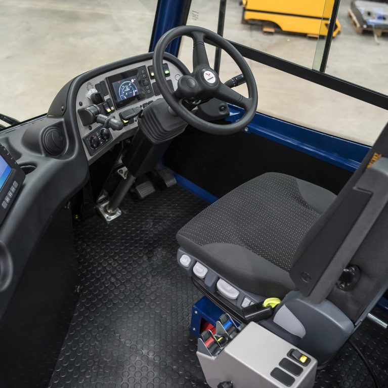 Terberg YT-223 - Mi-Jack