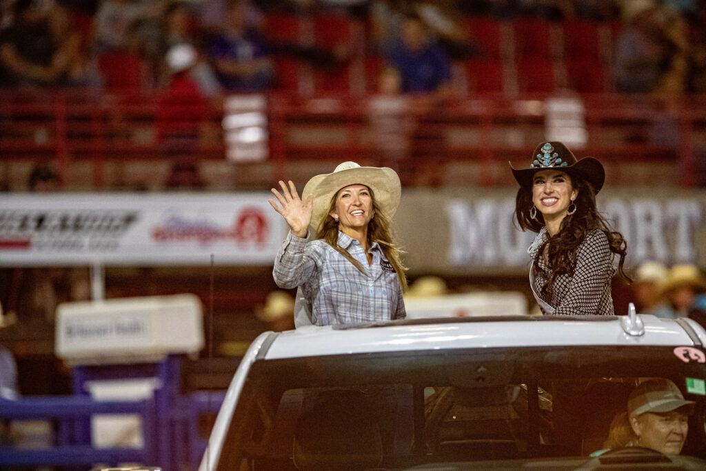 Halyn Lide Takes Cowboy Christmas Bragging Rights, Greeley Stampede ...