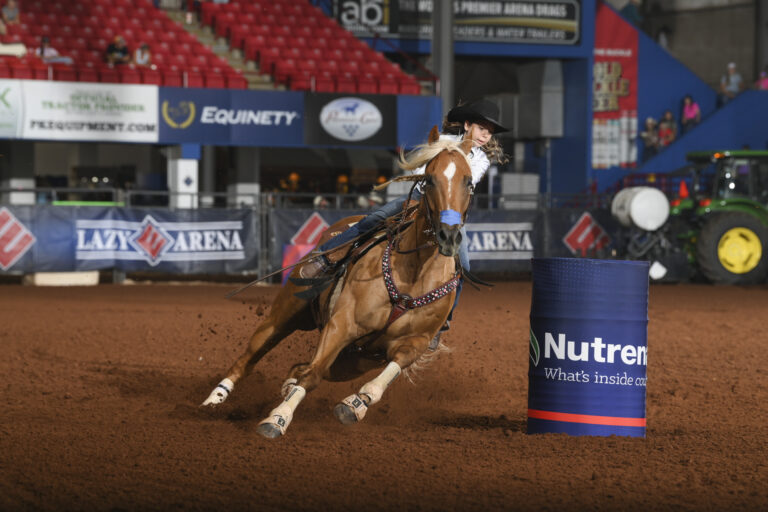 Dusky Lynn Hall Becomes Barrel Racing's First 10-Year-Old With $1 ...