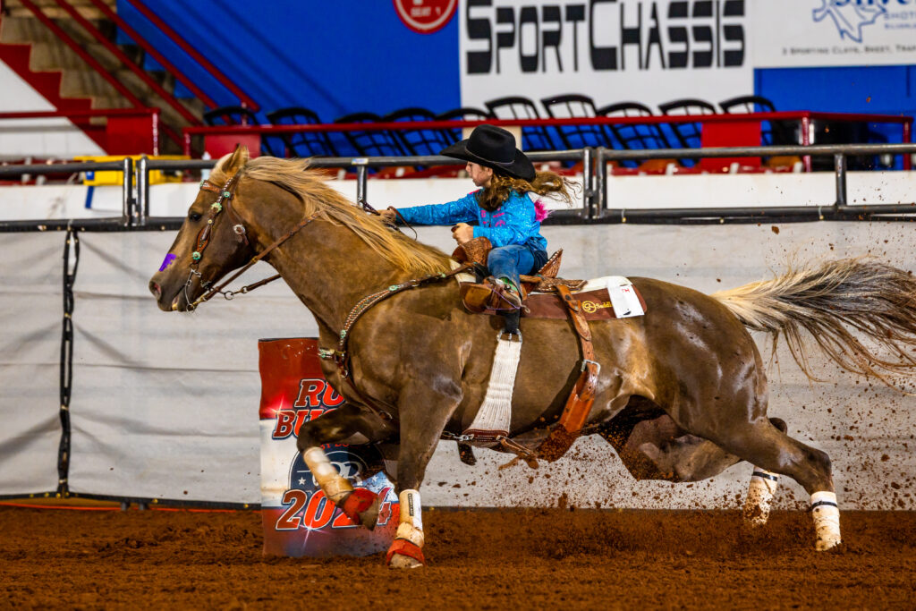 Dusky Lynn Hall Becomes Barrel Racing's First 10-Year-Old With $1 ...