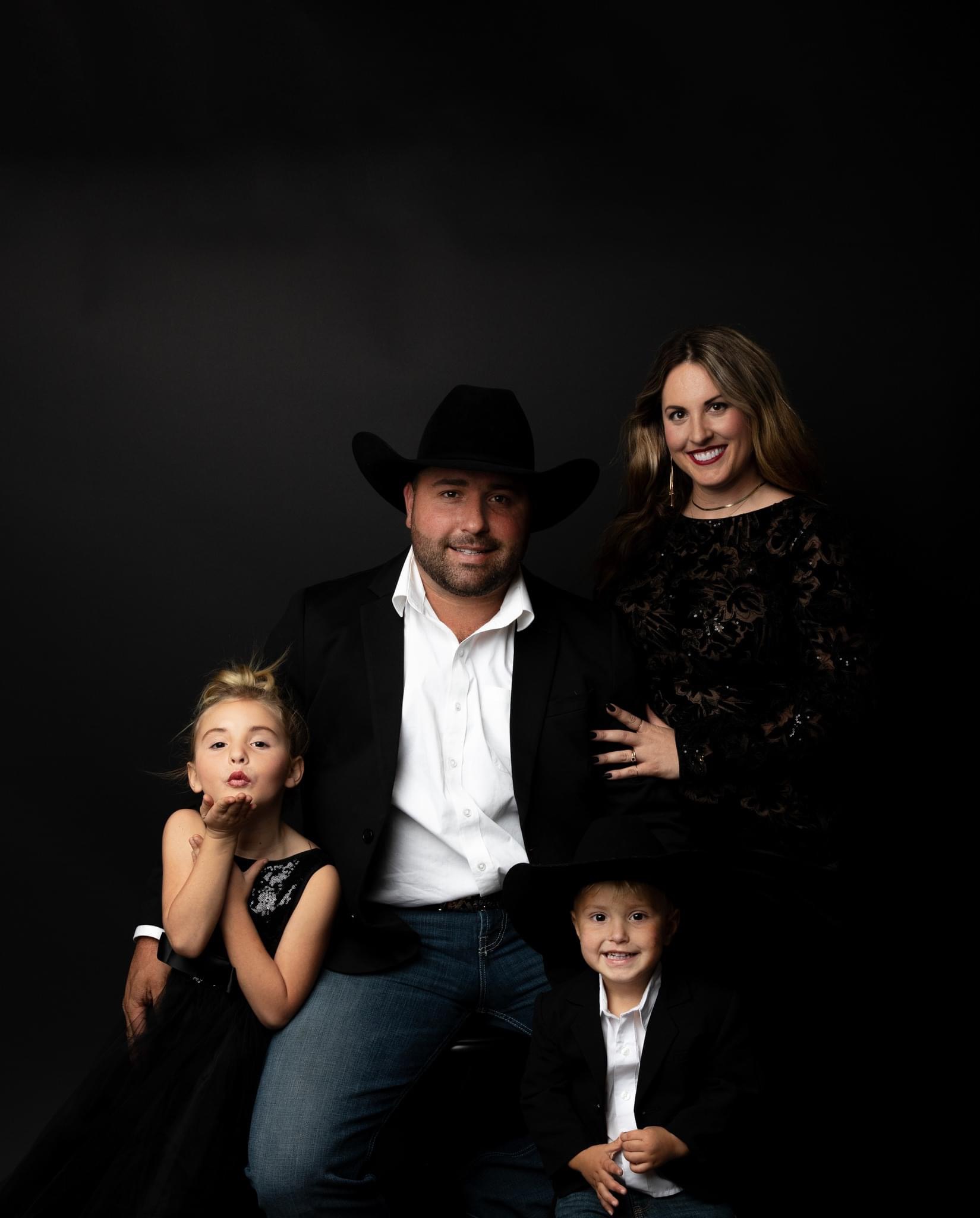 Cheree Caudle Breaks Into Resistol Rookie Ranks at 30 Years Old