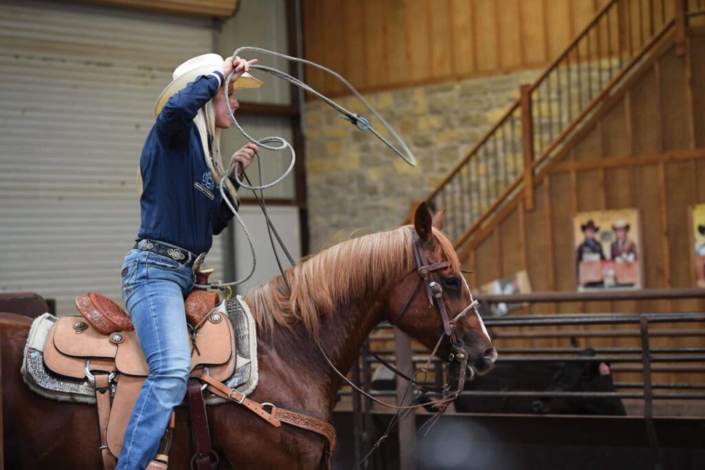 Get Started in Breakaway Roping: 5 Lessons for Beginners
