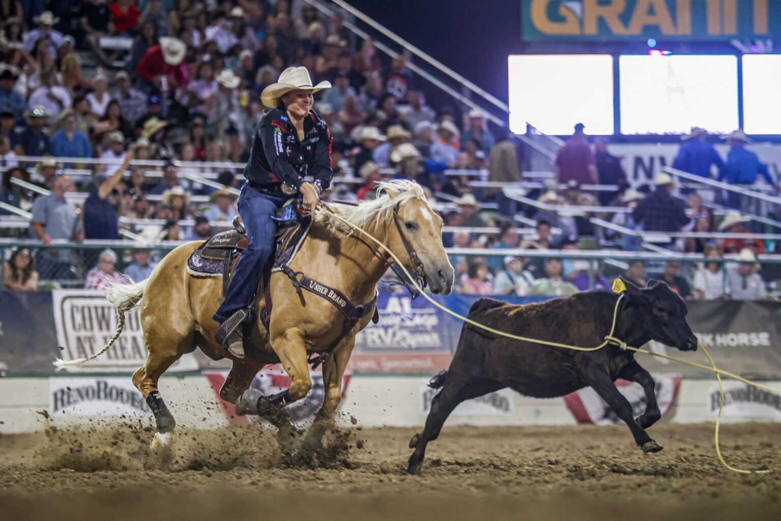 Taylor Munsell Goes to No. 2 in the World with Reno Rodeo Win