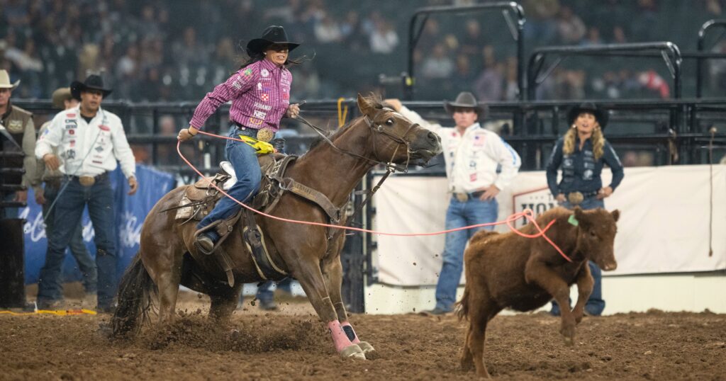 Martha Angelone Nets $39K+ in Hondo Rodeo Breakaway: Results