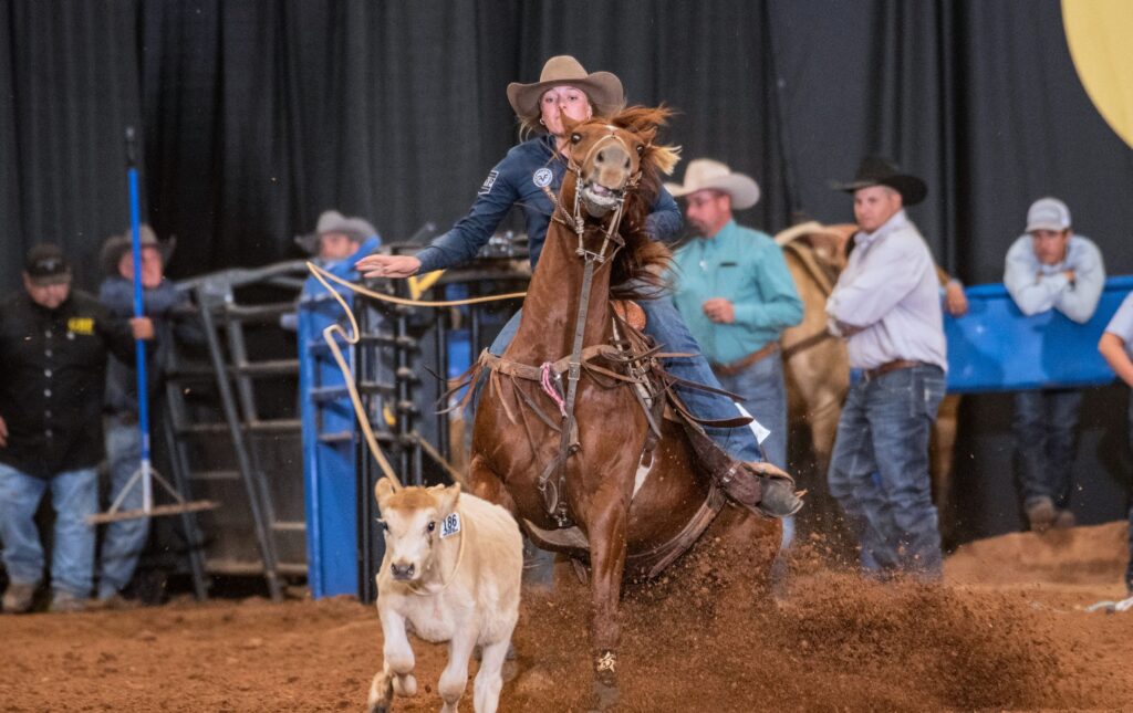 Beau Peterson Rakes In $97K at Gold Buckle Futurities