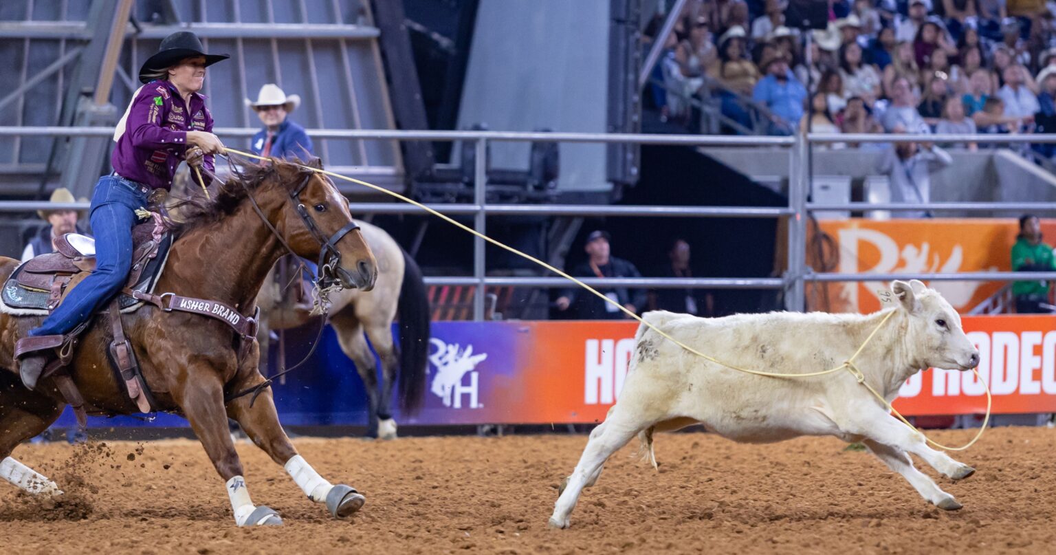 Taylor Munsell Leads the World with $70,125 RodeoHouston Win