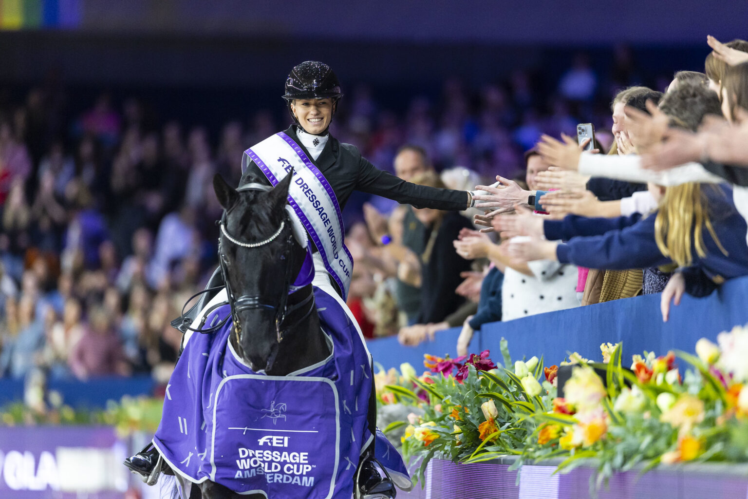 Charlotte Fry and Glamourdale Defend Amsterdam Crown in Style ...