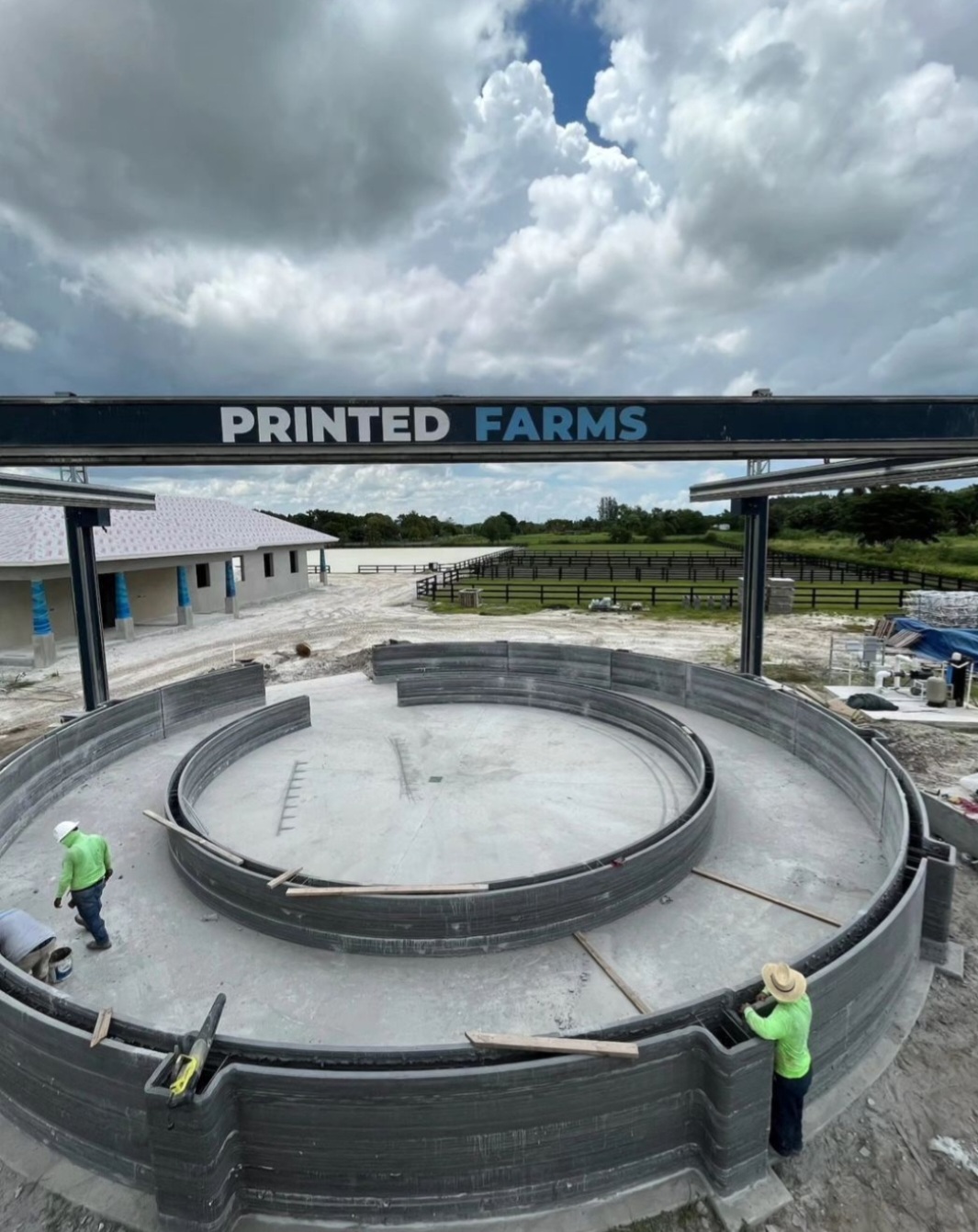 Florida barn is 'world's largest 3D-printed structure' - Equus Magazine