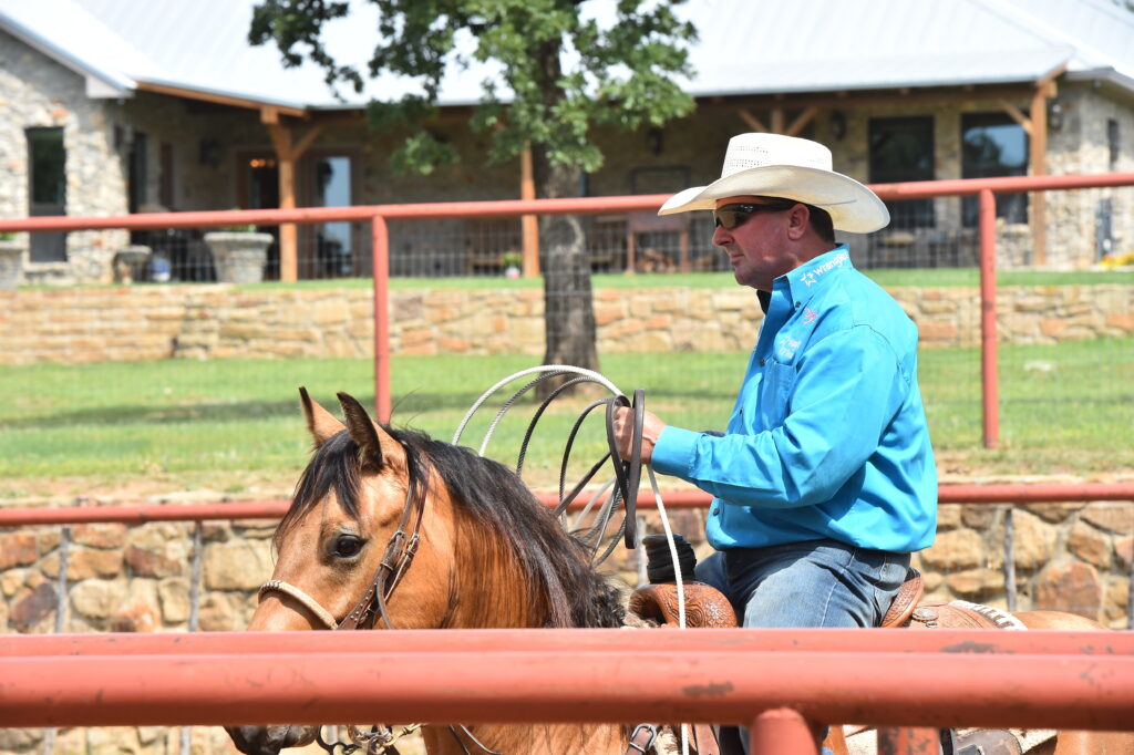 Creating the Perfect Corner with Rope Horse Trainer Clay Logan