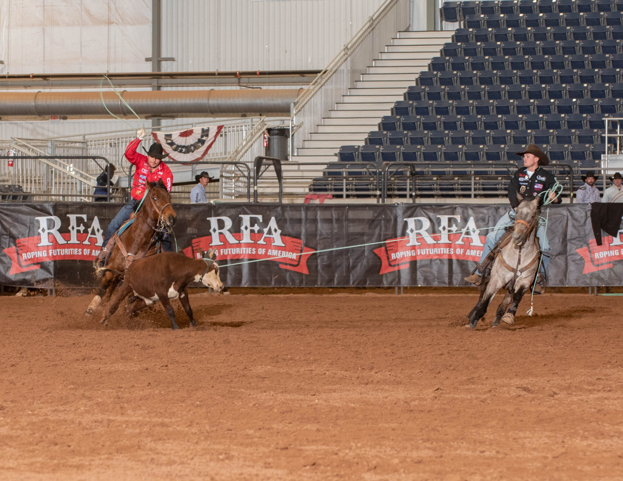 Coy Rahlmann and Darlin Ima Fling Get RFA Heading Derby Win
