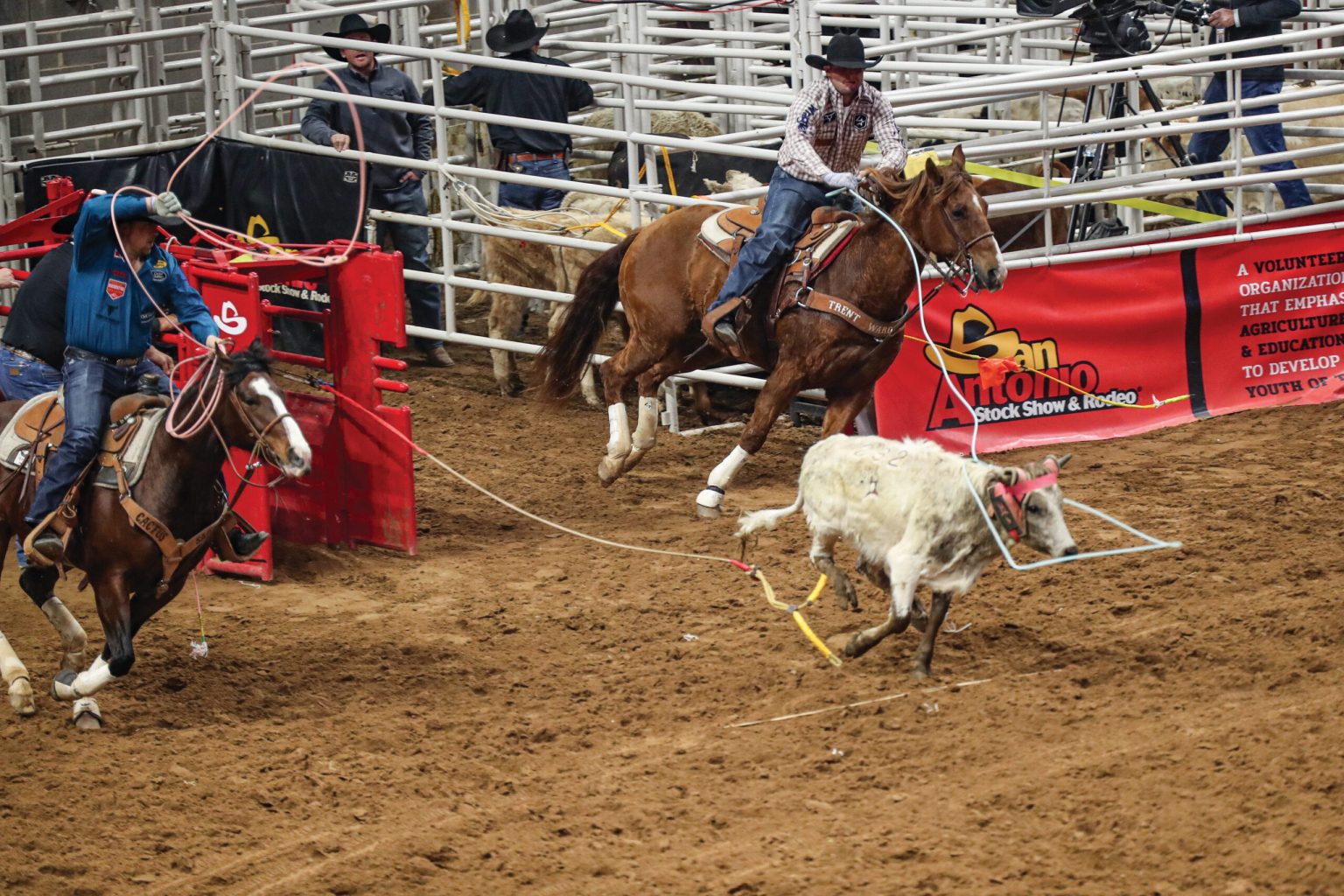 Living Legends Build Their Perfect Team Roper