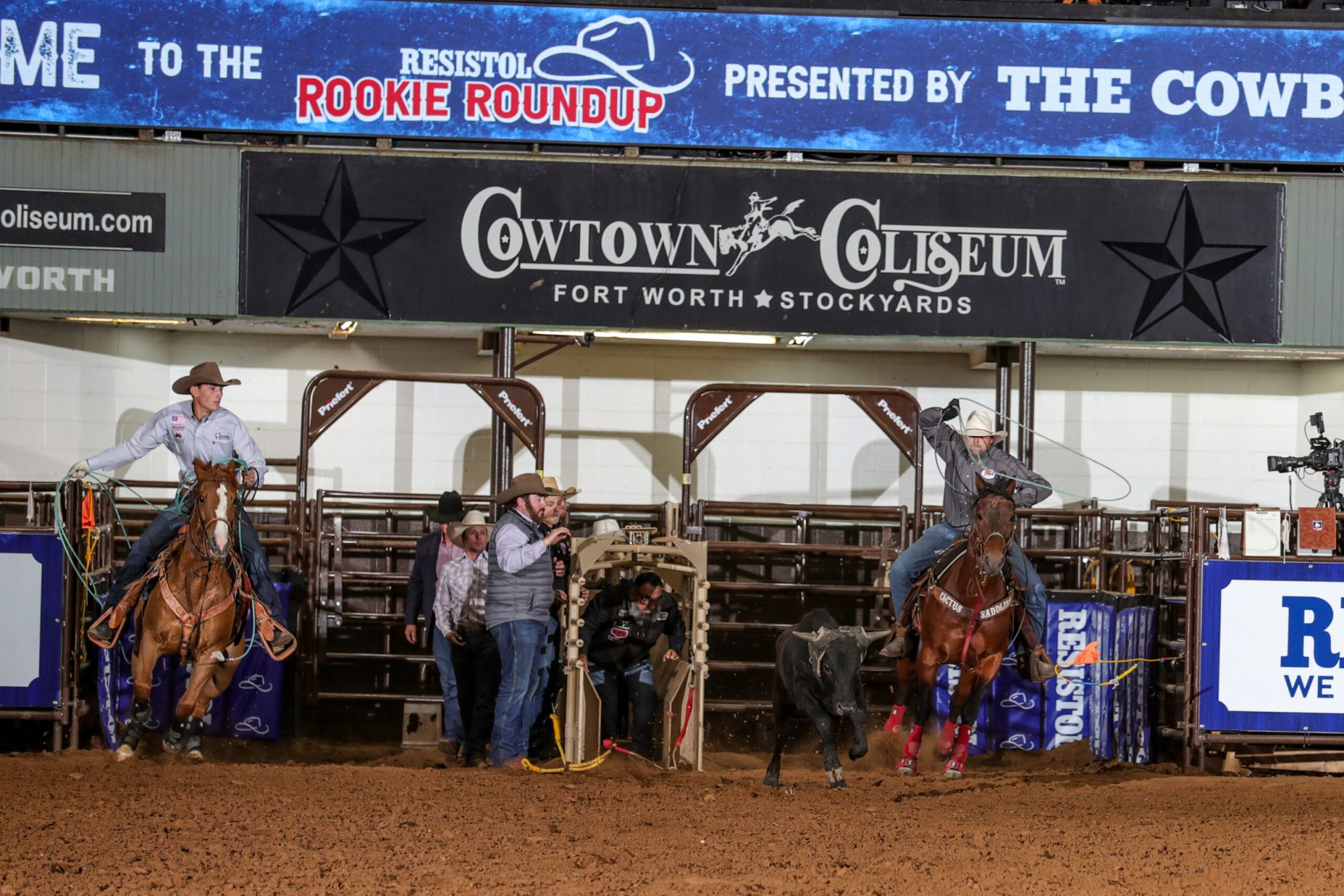 Thomas and Profili are the 2023 Resistol Rookie Roundup Champs