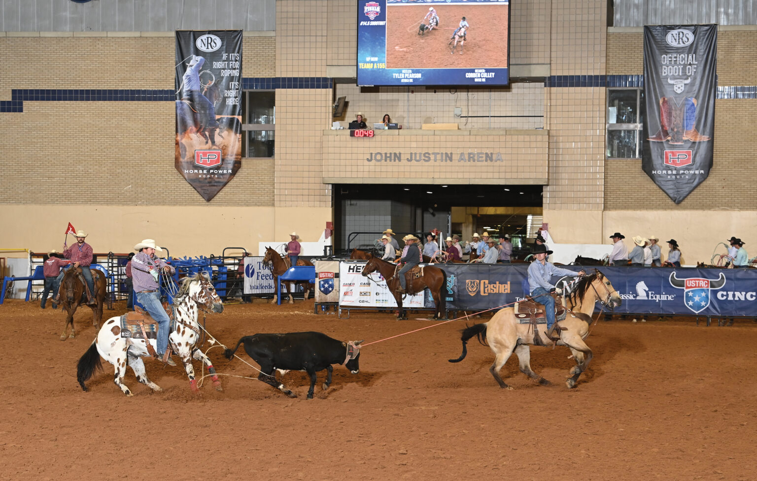 World Champ Bulldogger Tyler Pearson Turns Team Roper—Again
