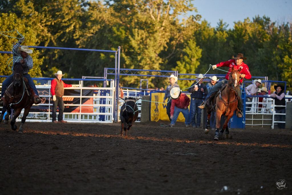 Simpson, Cullen Make $6K in Lucrative Maple Leaf Circuit Weekend