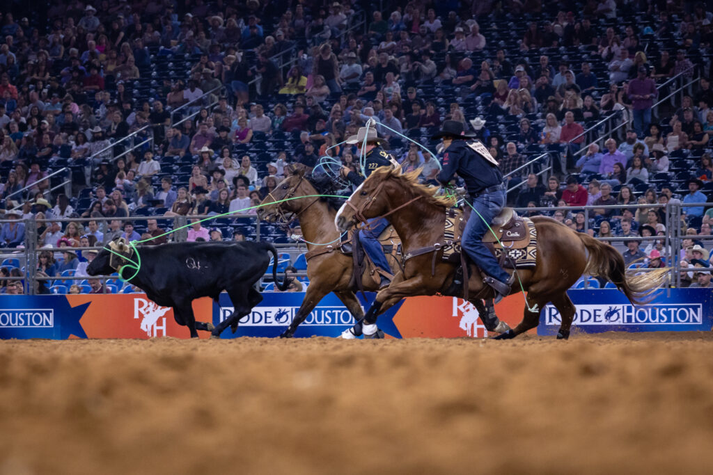 Tanner Tomlinson Takes Over 2025 PRCA World Standings