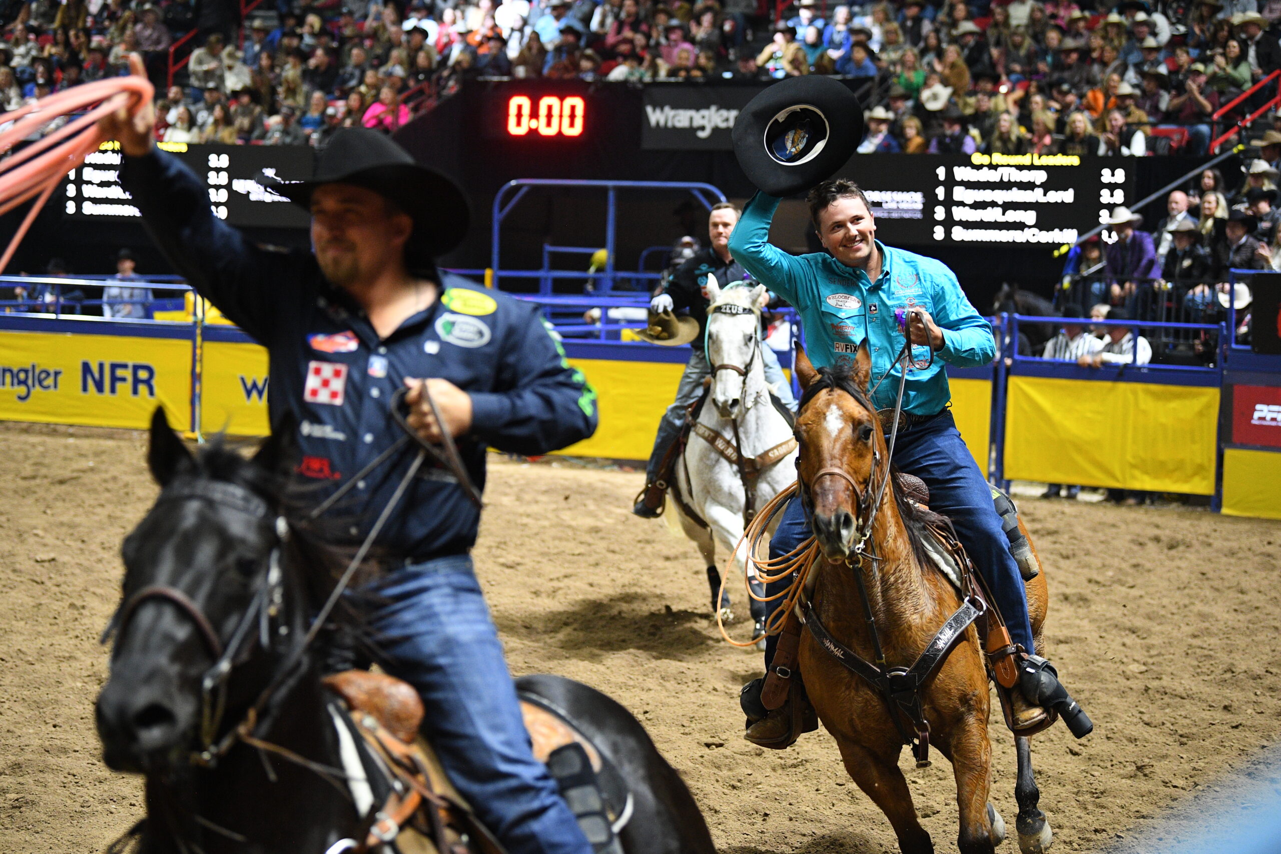 Wade & Thorp, Egusquiza & Lord Get NFR Round 4 Win - The Team Roping ...