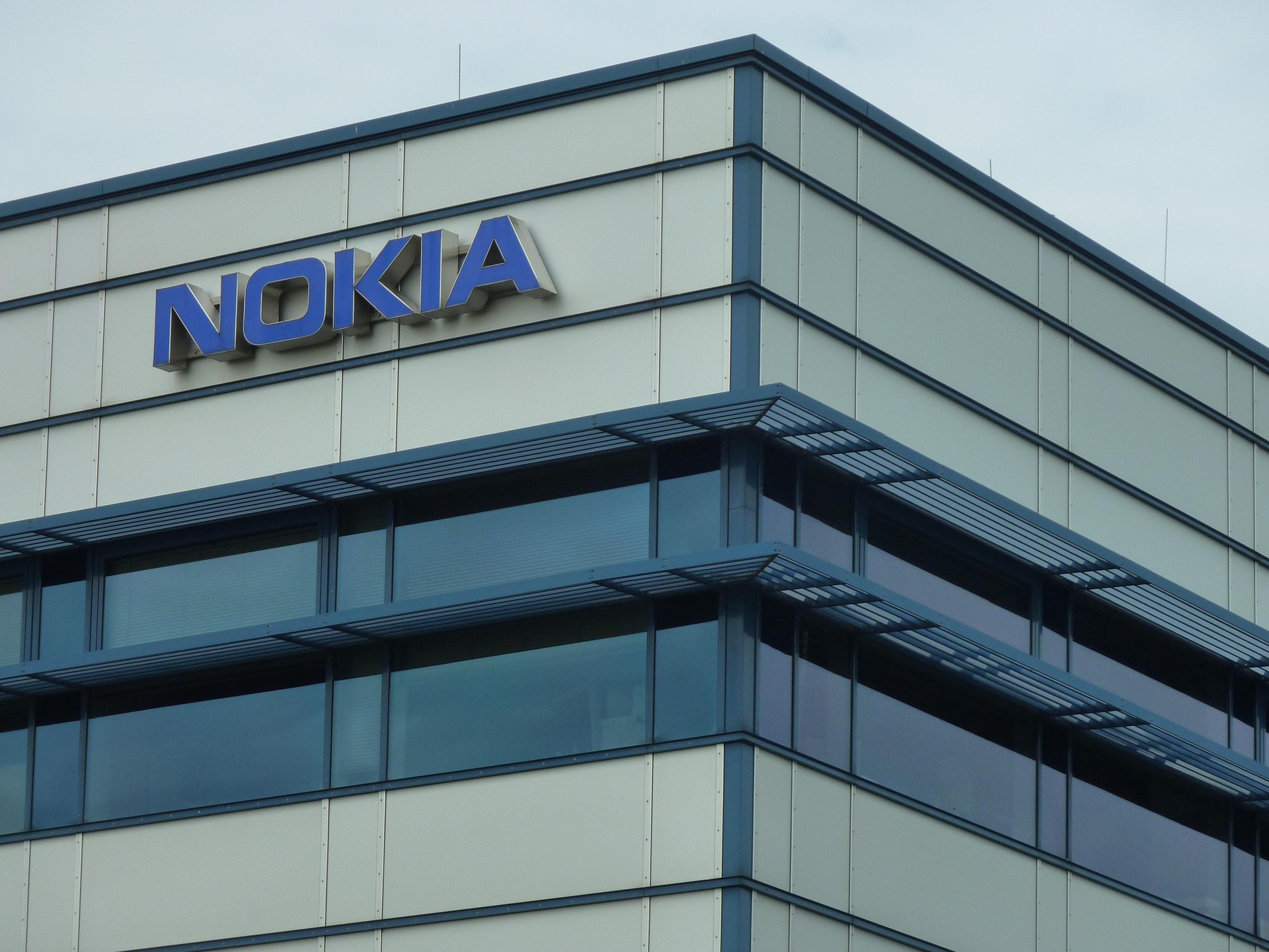 Unpacking the Factors Behind Nokia’s 50% Stock Price Surge - WallStreet ...